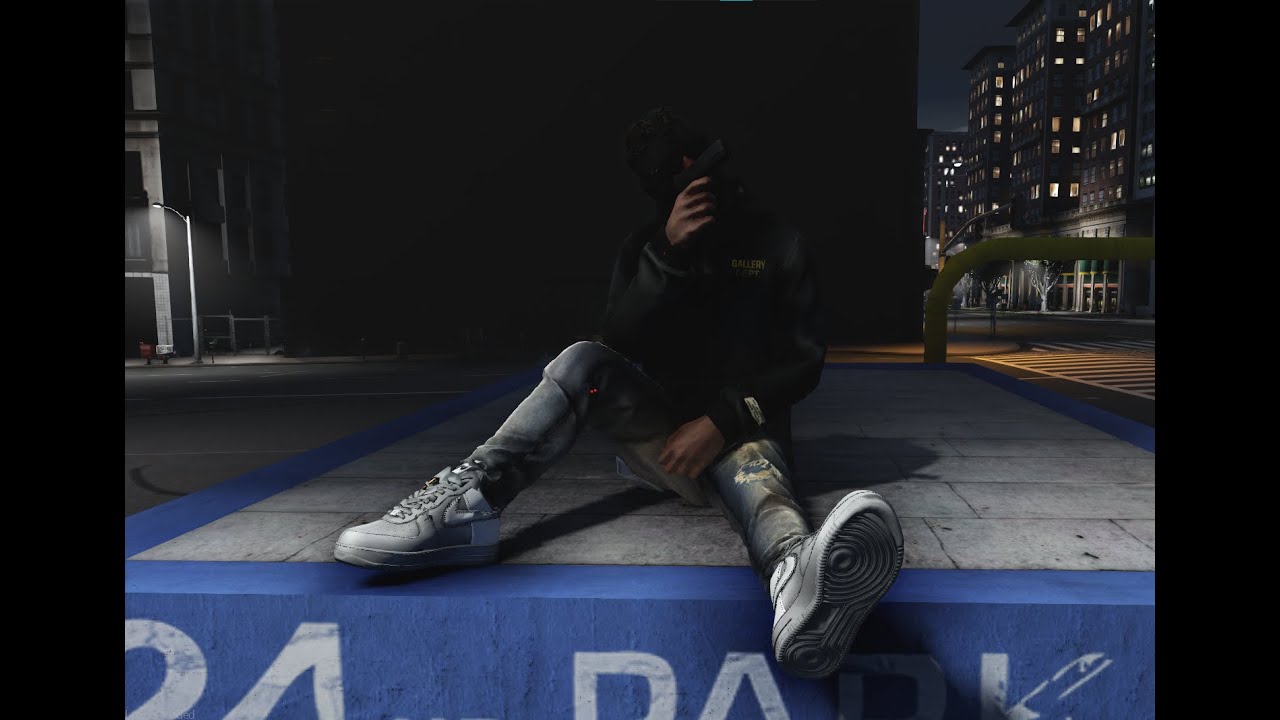 I got a POLE and went ON THE RUN in GTA 5 RP (New Leaf RP) - YouTube