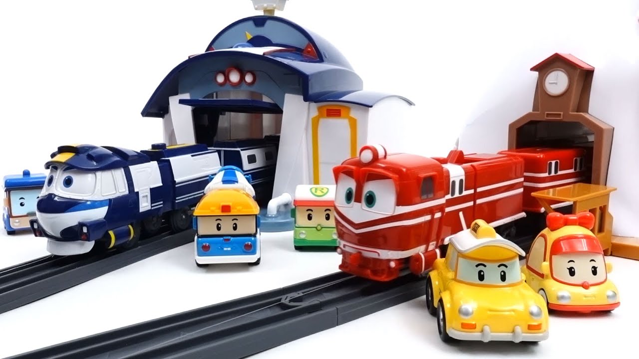 Robot train, beat bug monsters and protect your friends #toymarttv ...
