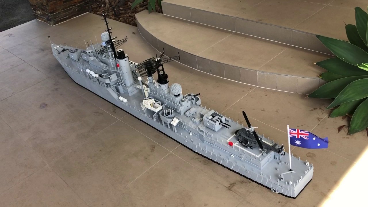 3m long Lego HMAS Vampire!! - YouTube