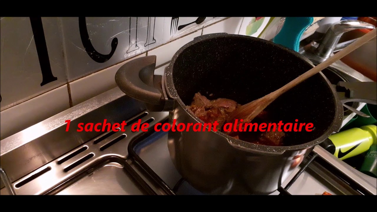 HARICOTS PLATS COCO A LA VIANDE ET A LA SAUCE TOMATE - YouTube