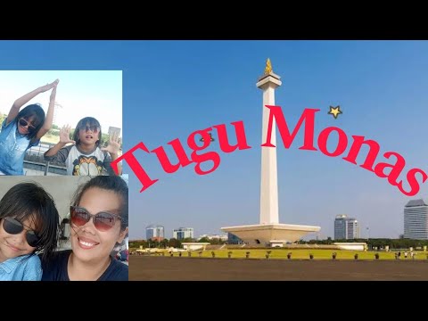 akhir nya vika ke monas di temanin sama sarah ,teman sekolah nya vika ...