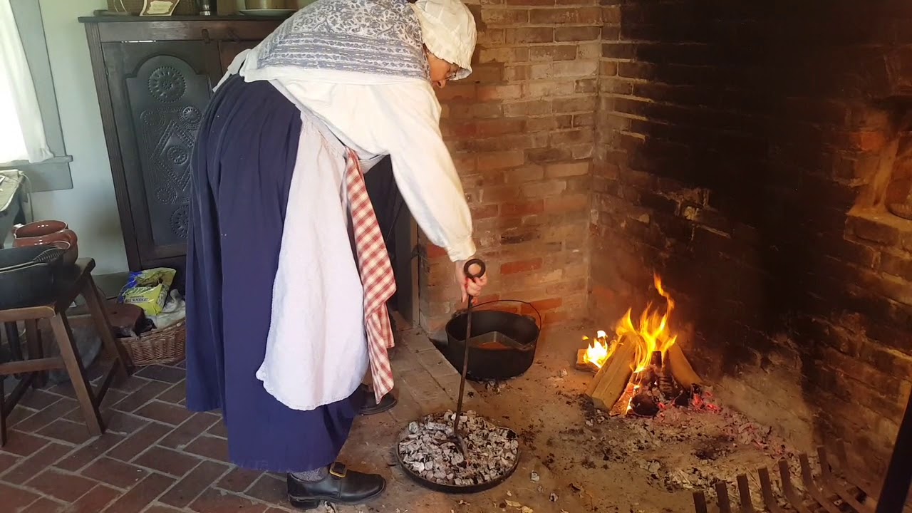 Hearth Cooking 101: Part 4, Putting the Cake in to Bake - YouTube