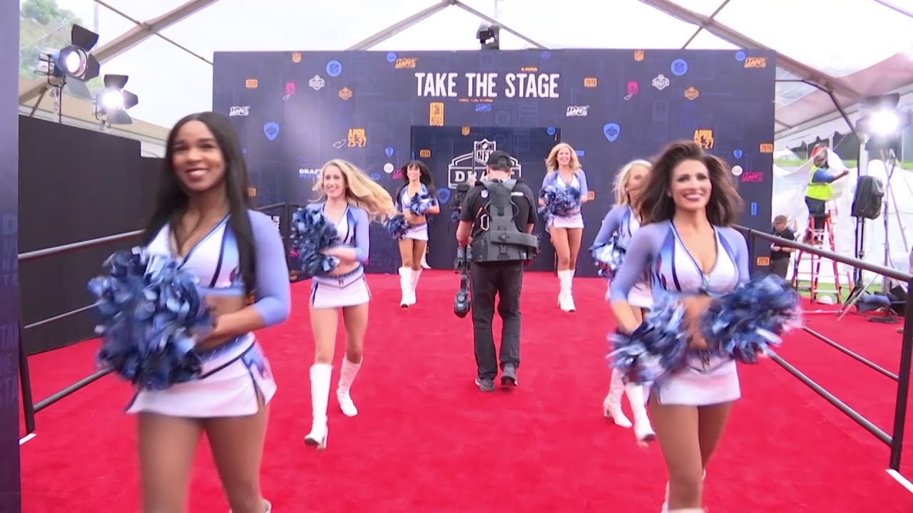 Music, sports and fashion mix at the NFL Draft - YouTube