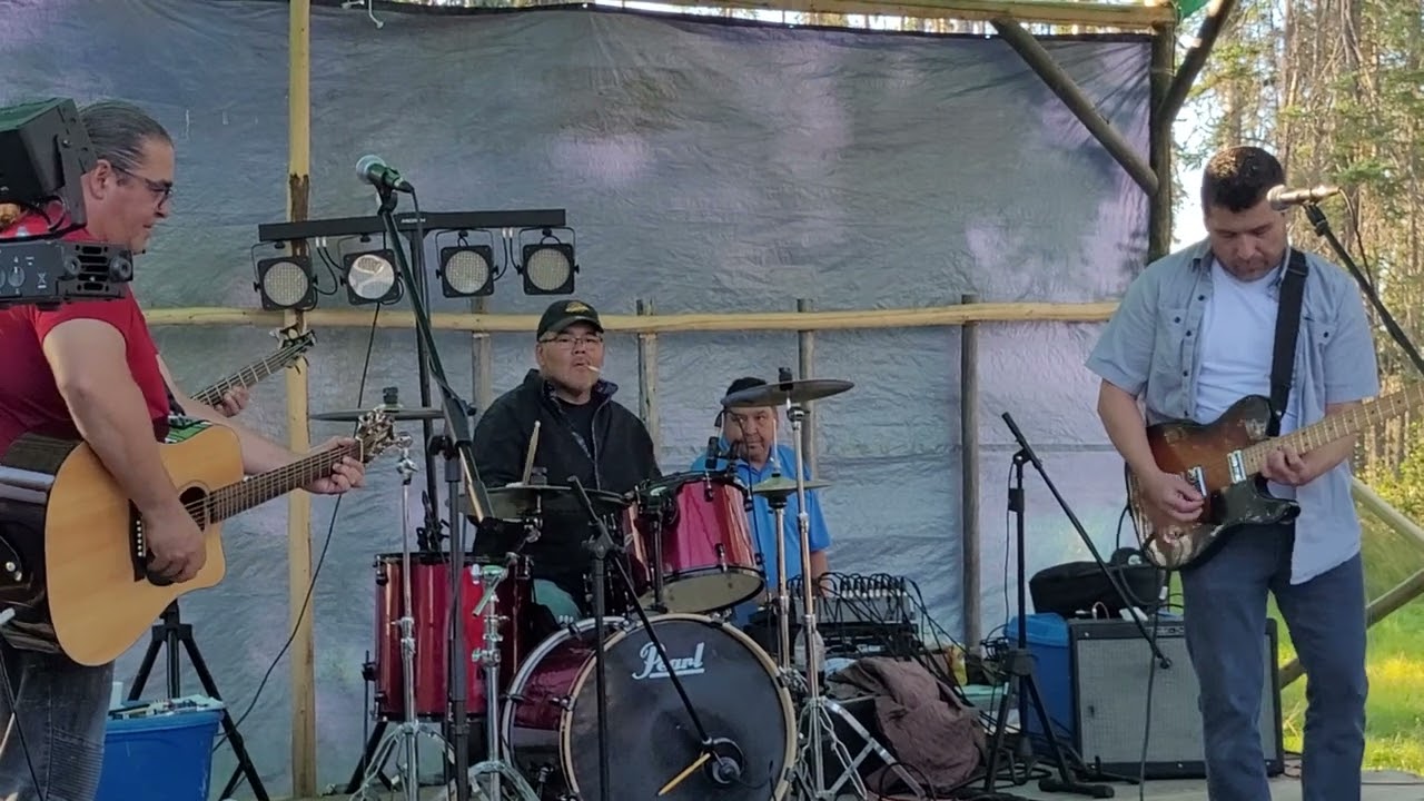 Jay Ross 'Instrumental' - YouTube