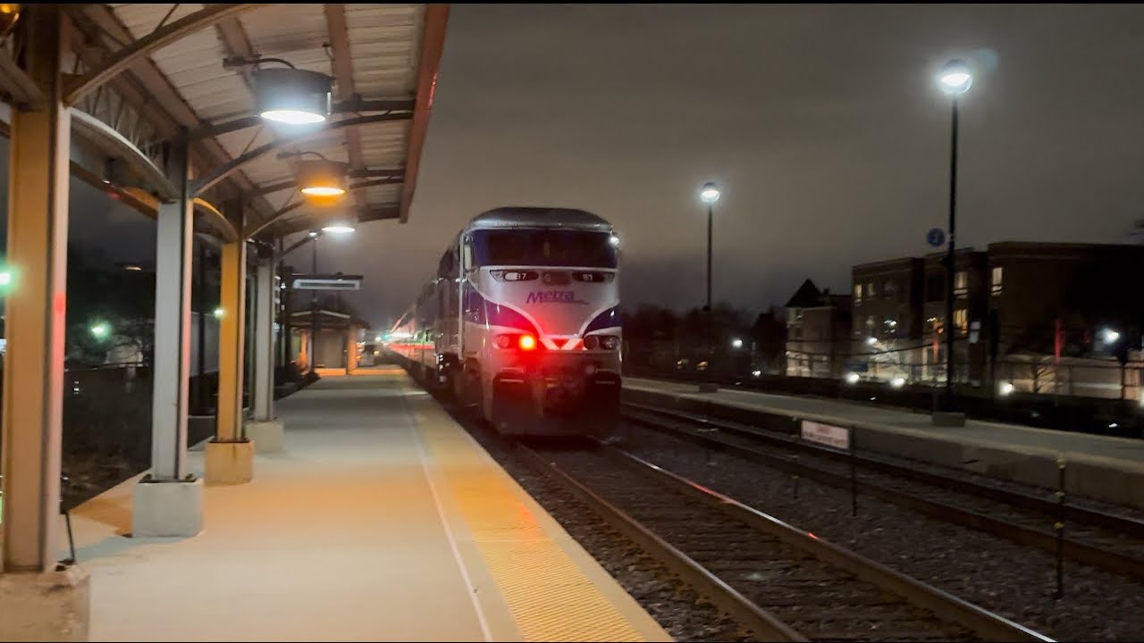 Metx 87 pushes a track speed deadhead past oak park 2/16/24 - YouTube