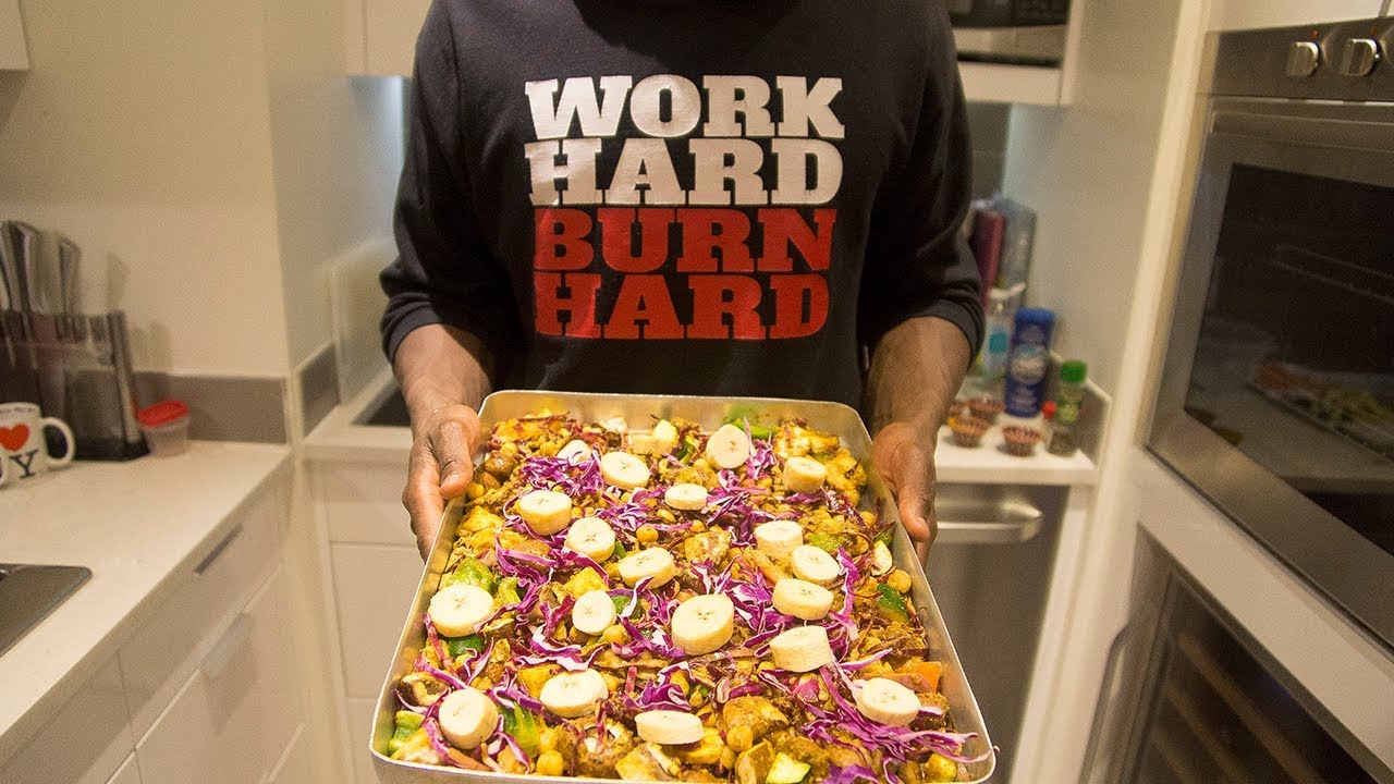 RANDOMLY COOKING A MEAL USING WHATEVER IS IN MY FRIDGE - HELP ME NAME ...