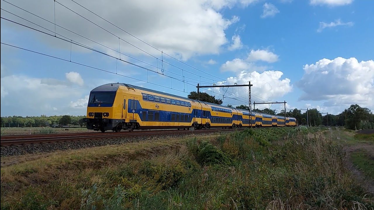 DDZ 7612 als trein 649 Rotterdam-Leeuwarden bij Punthorst, 16-09-2022 ...