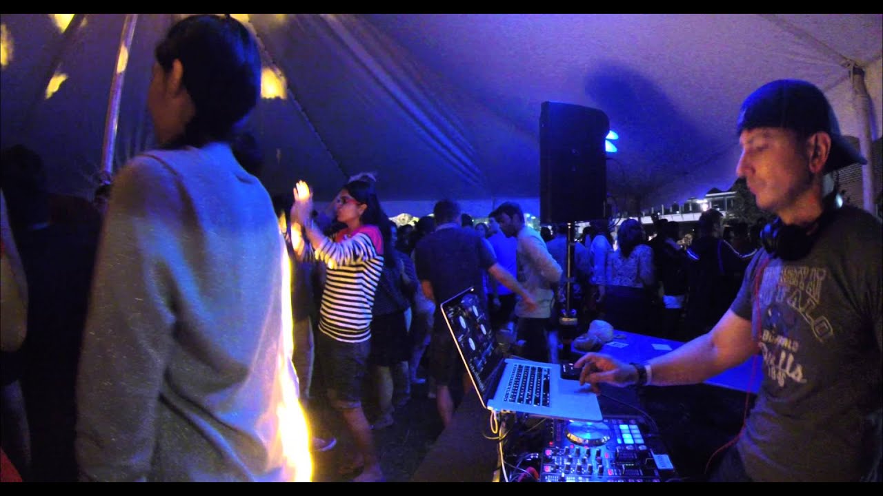 UB Opening Weekend Foam Party - YouTube