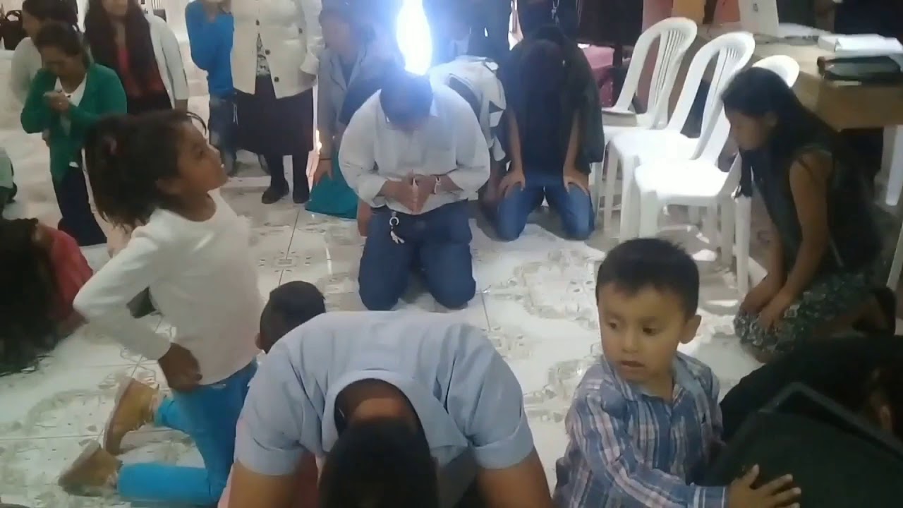 Iglesia San Juan de Calderón, Quito - YouTube