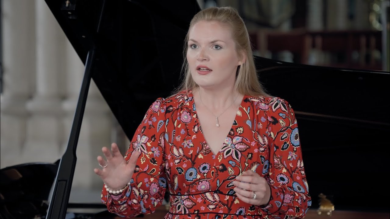Susannah Horowitz - Allez laissez moi seule (Cendrillon, Massenet) - YouTube