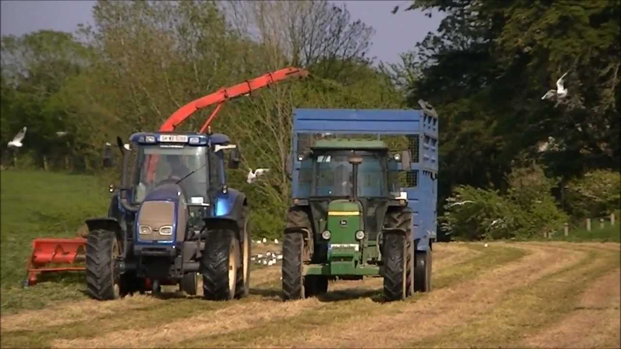 Silage 'old school' - YouTube