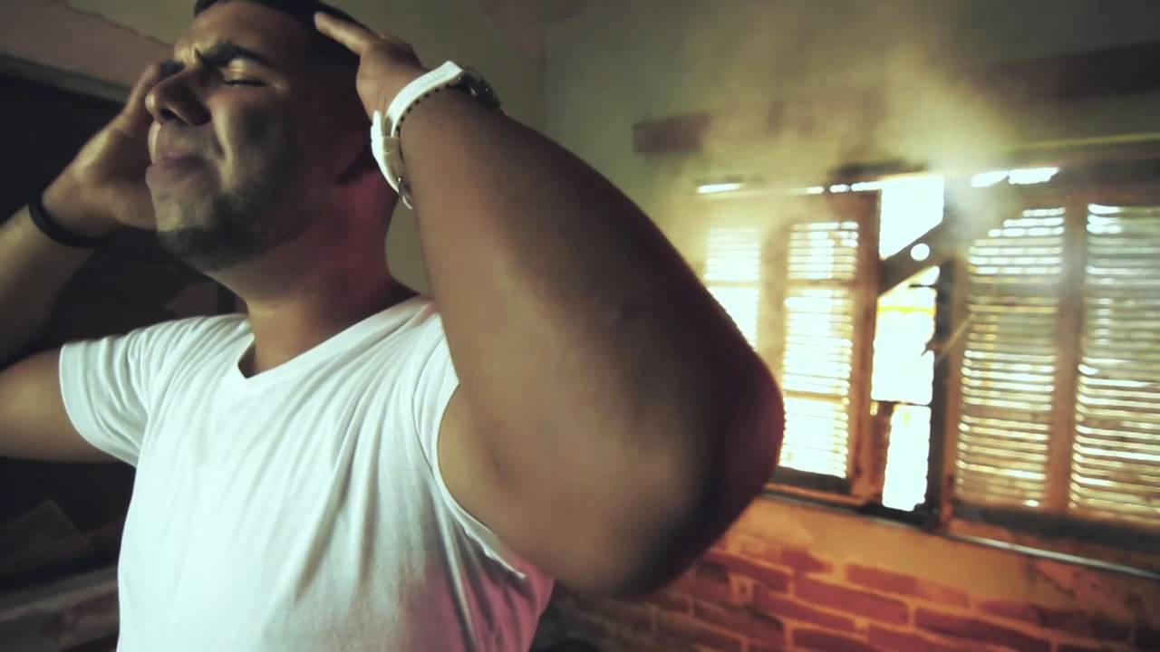 TATO NK & CHRISTOPHER ROLDAN VISITA AL PARAISO VIDEO OFICIAL - YouTube