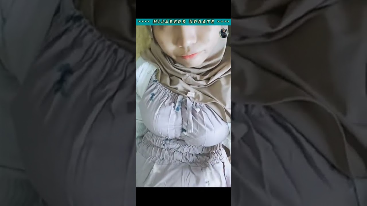 bigo jilbab no bra sange - YouTube