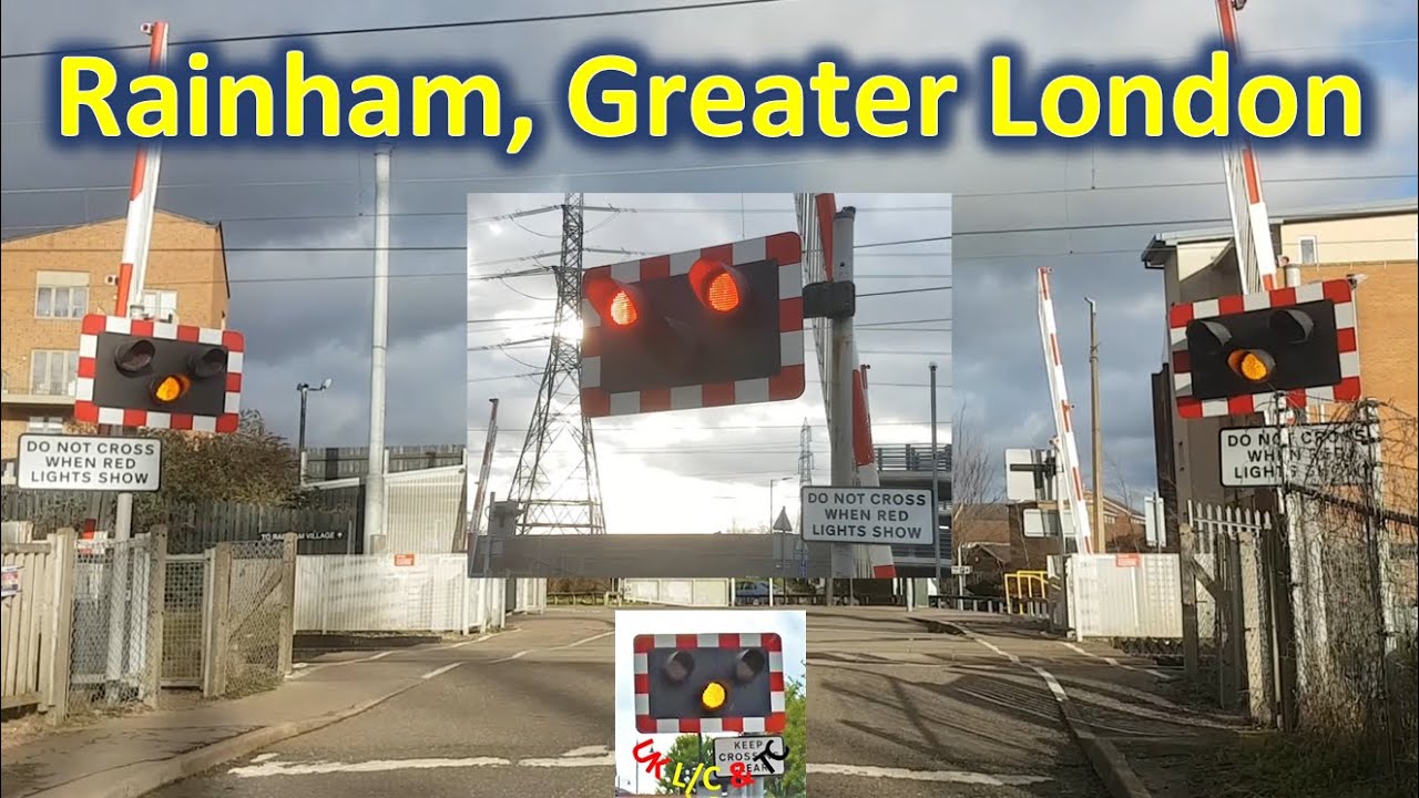 Rainham Level Crossing, Greater London - YouTube