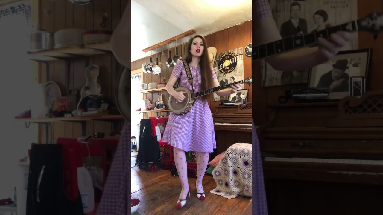 Banjo dancing - YouTube