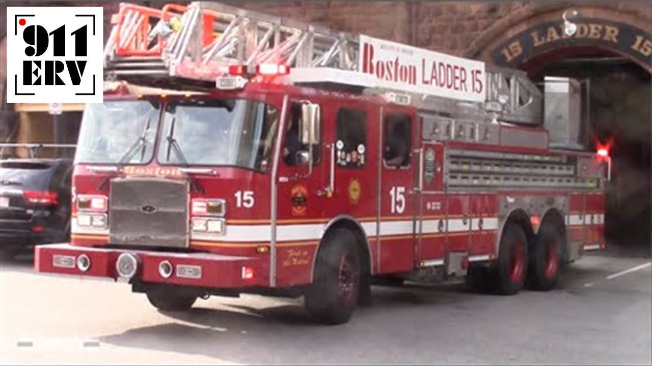 Boston Fire Old Ladder 15 Responding - YouTube