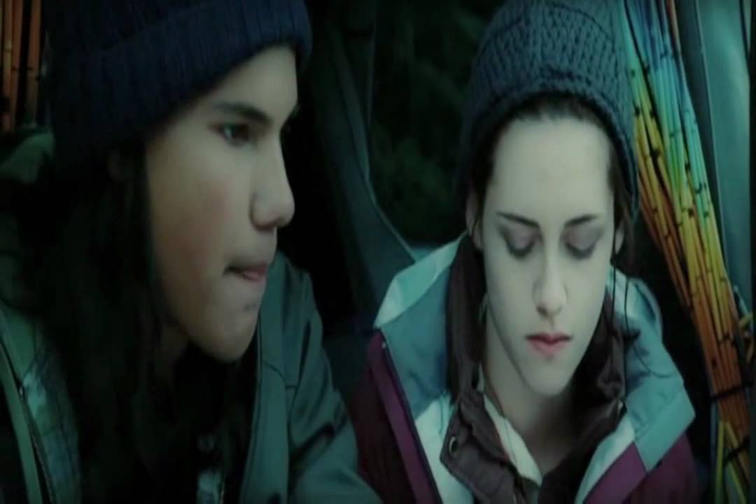 Bella/Jake - I Don't Think I Love You - YouTube
