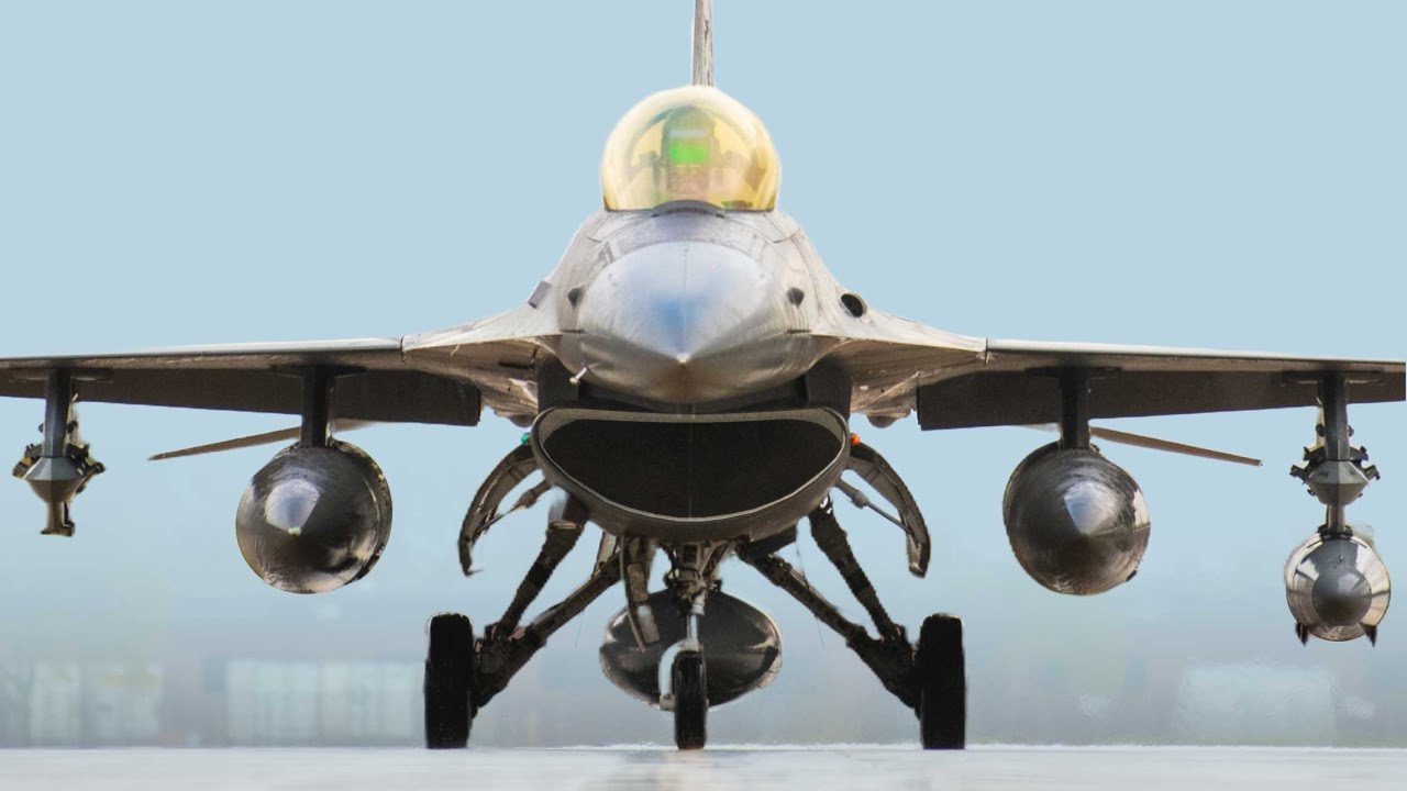 F-16 Fighting Falcon Fighter Jet Conducts Historic First Flight with ...