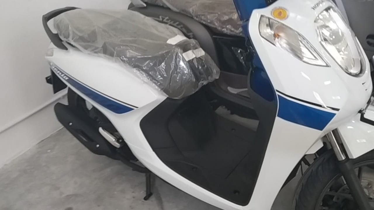 HONDA GENIO WARNA PUTIH BIKIN SENANG DI HATI - YouTube