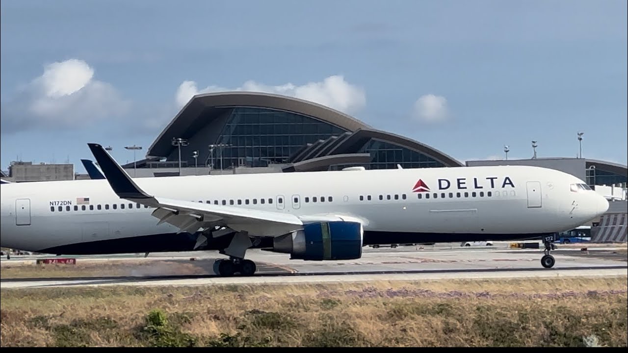 Delta Wide Body ️, Southwest 🛬 & More on a LAX ️ Beautiful Afternoon ...