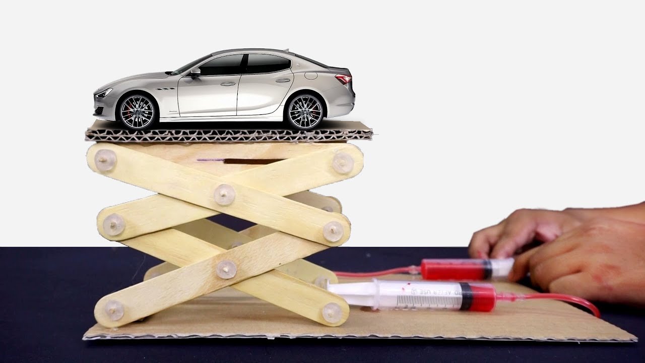 How To Make a Lifting Machine using Syringe - YouTube