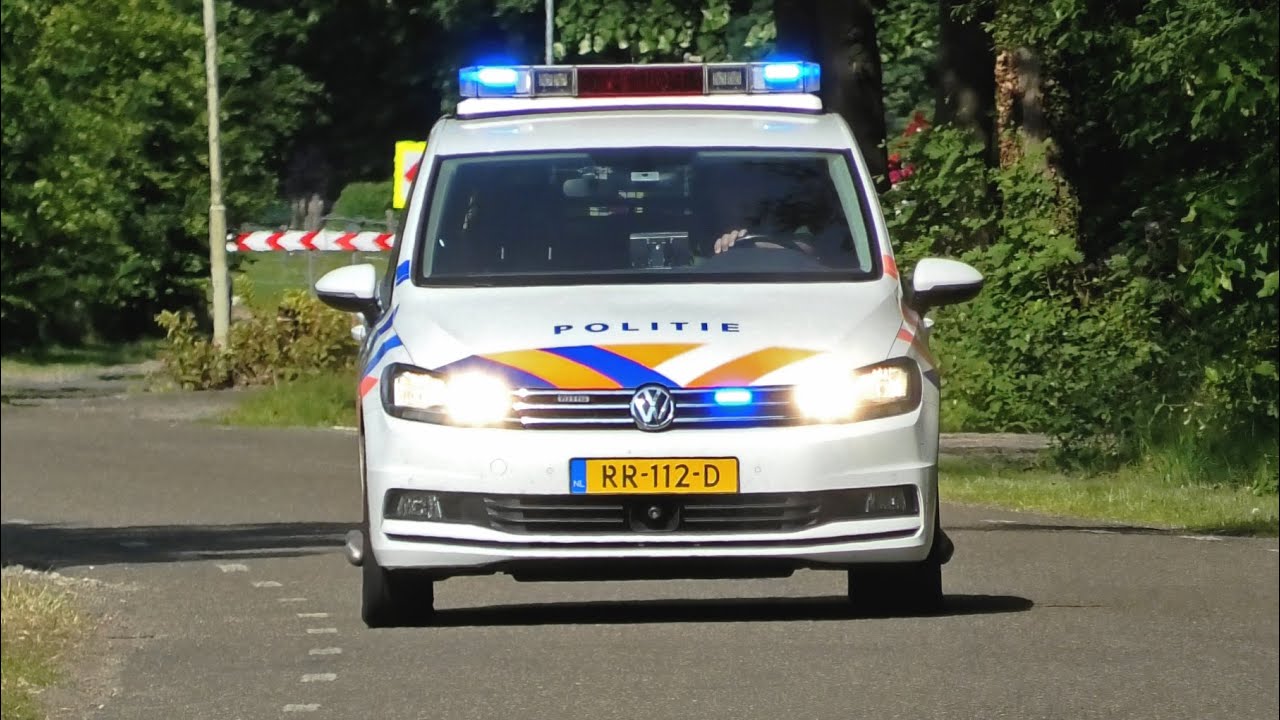 Ongeval in Doornspijk | P1/A1 2x Politie Touran, MB-B Klasse ...