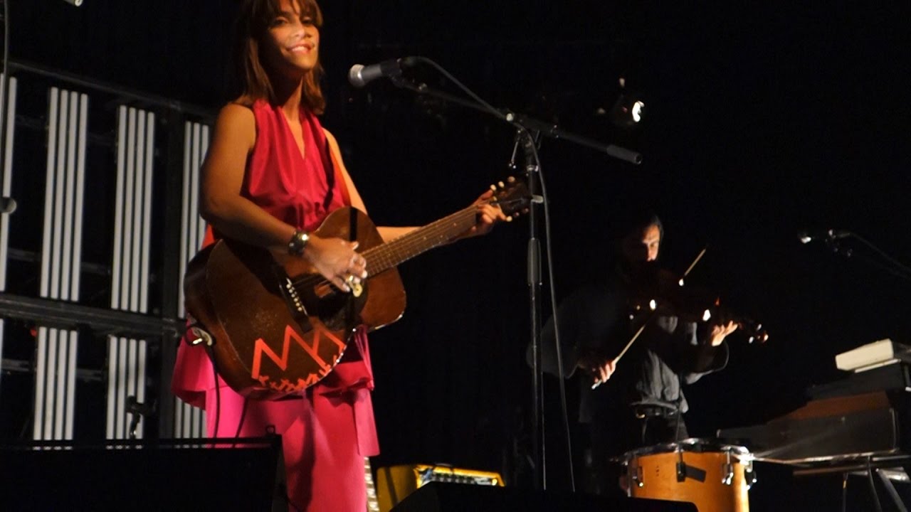 Feist - Baby Be Simple – Live in San Francisco - YouTube