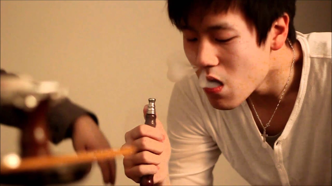 shisha smoke tricks - YouTube