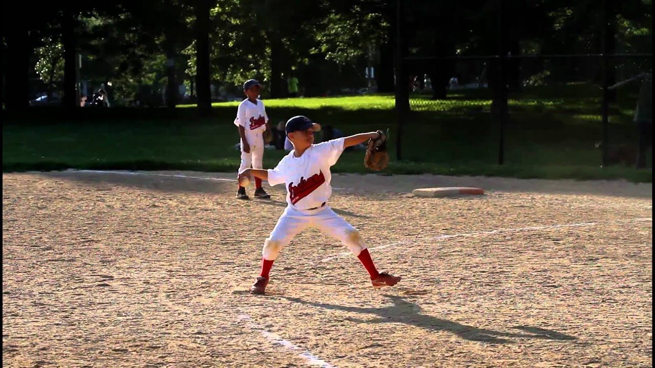 8 Year Old Pitches 55 MPH - YouTube