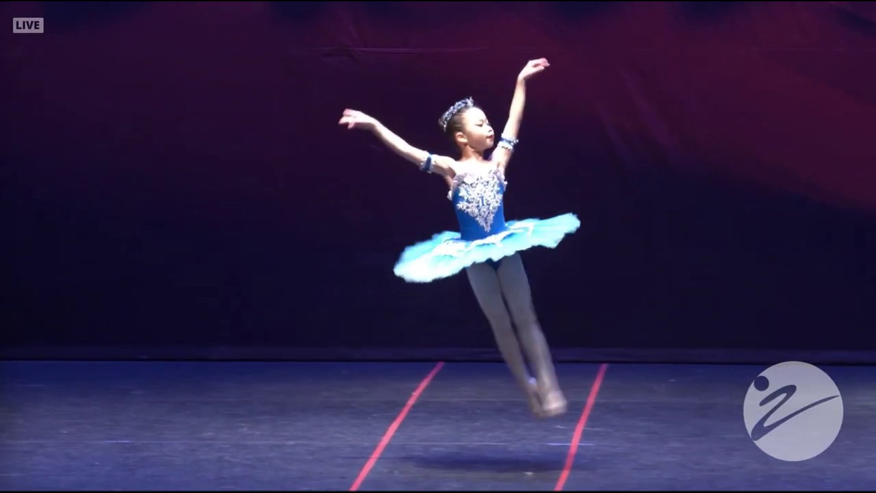 Esme Chou - 3rd Odalisque Variation from Le Corsaire - YouTube