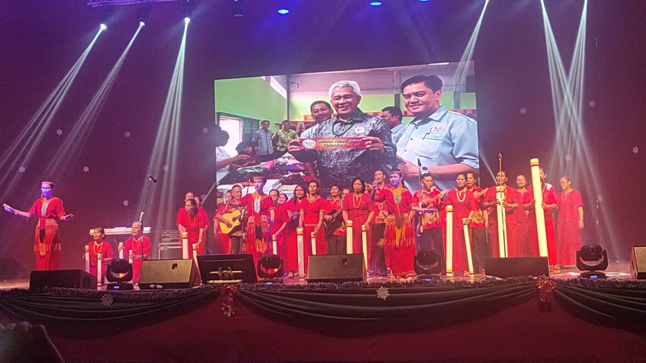 Tarian kebudayaan Toraja Sabah tawau.. makbussuk,yang dipersembahkan ...