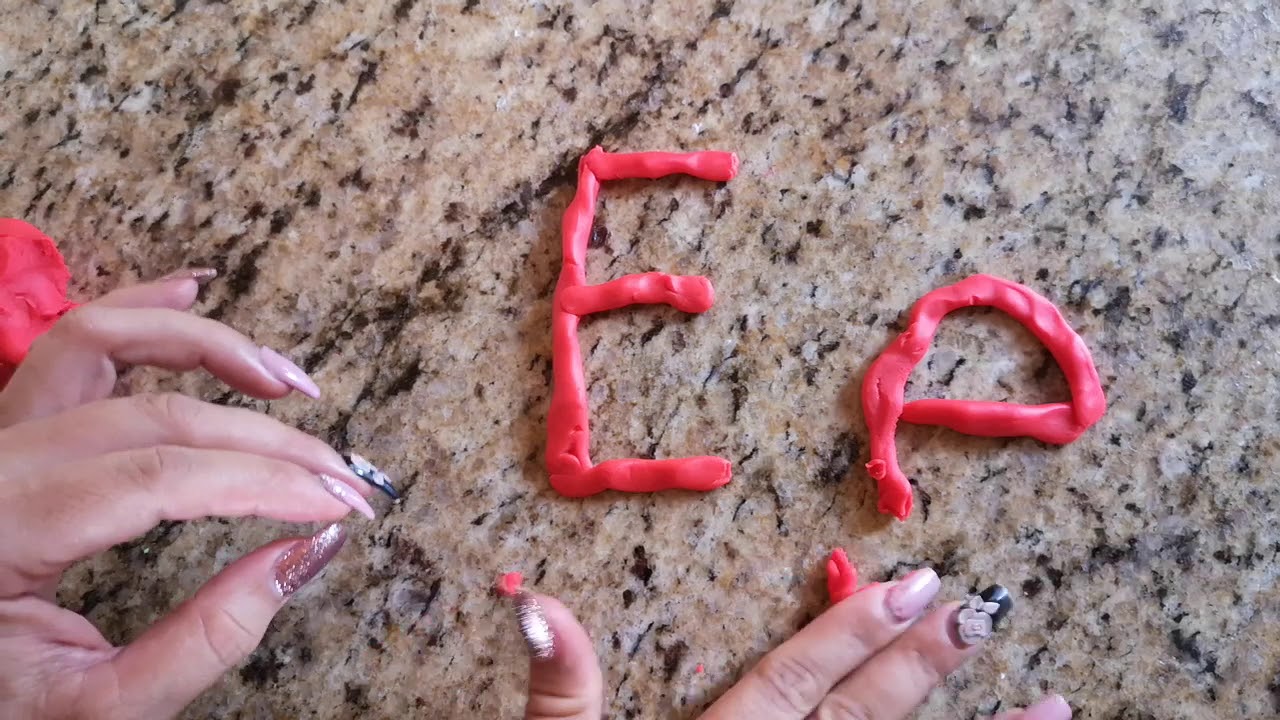 Trazos de las vocales en plastilina. - YouTube