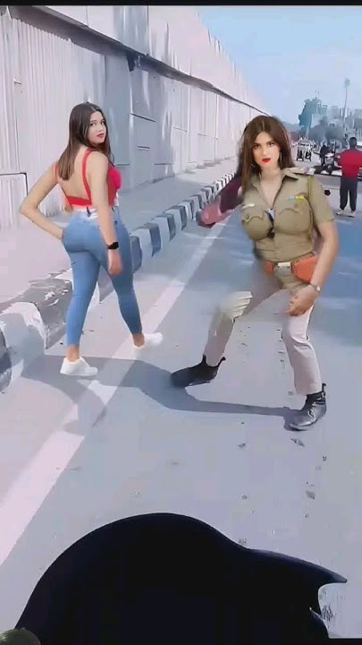 Cute 🥰 Police Ko Chkma Di 😂 Crazy Reaction | Lamba Hai Madam | Crazy | Super Bike Zx10r z900# ...