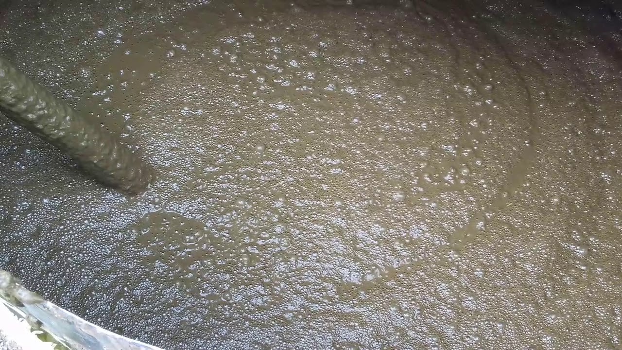 K-FERTS SLURRY: Fermenting Bubbles in the slurry. - YouTube