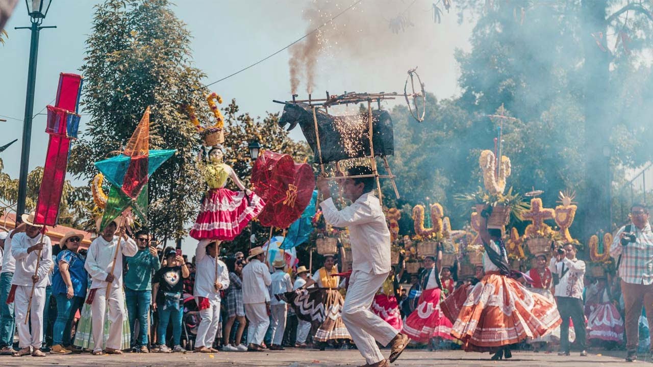CALENDA 487 Aniversario de la Ciudad de Oaxaca - YouTube
