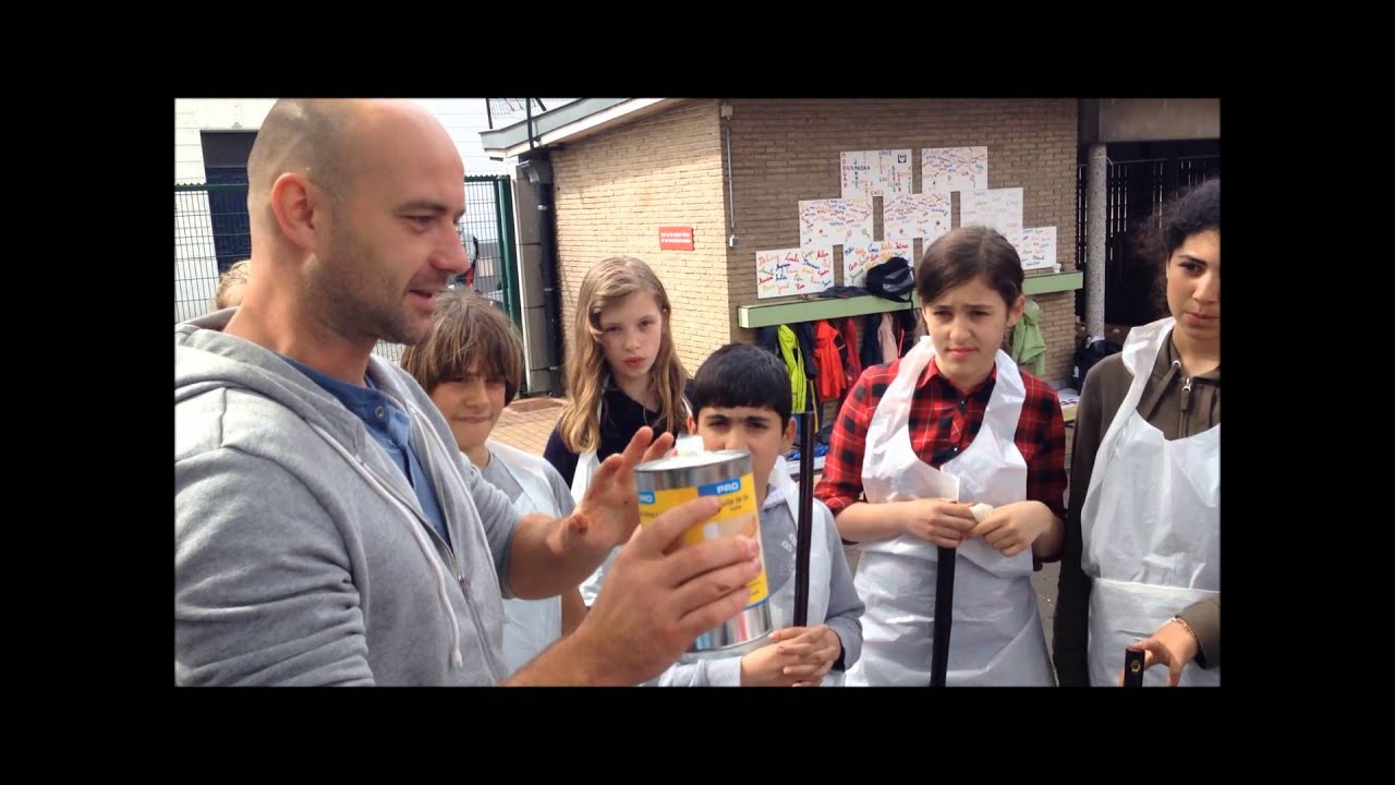 De Stadspoort : instrumentenbouw met Winne Clement - YouTube