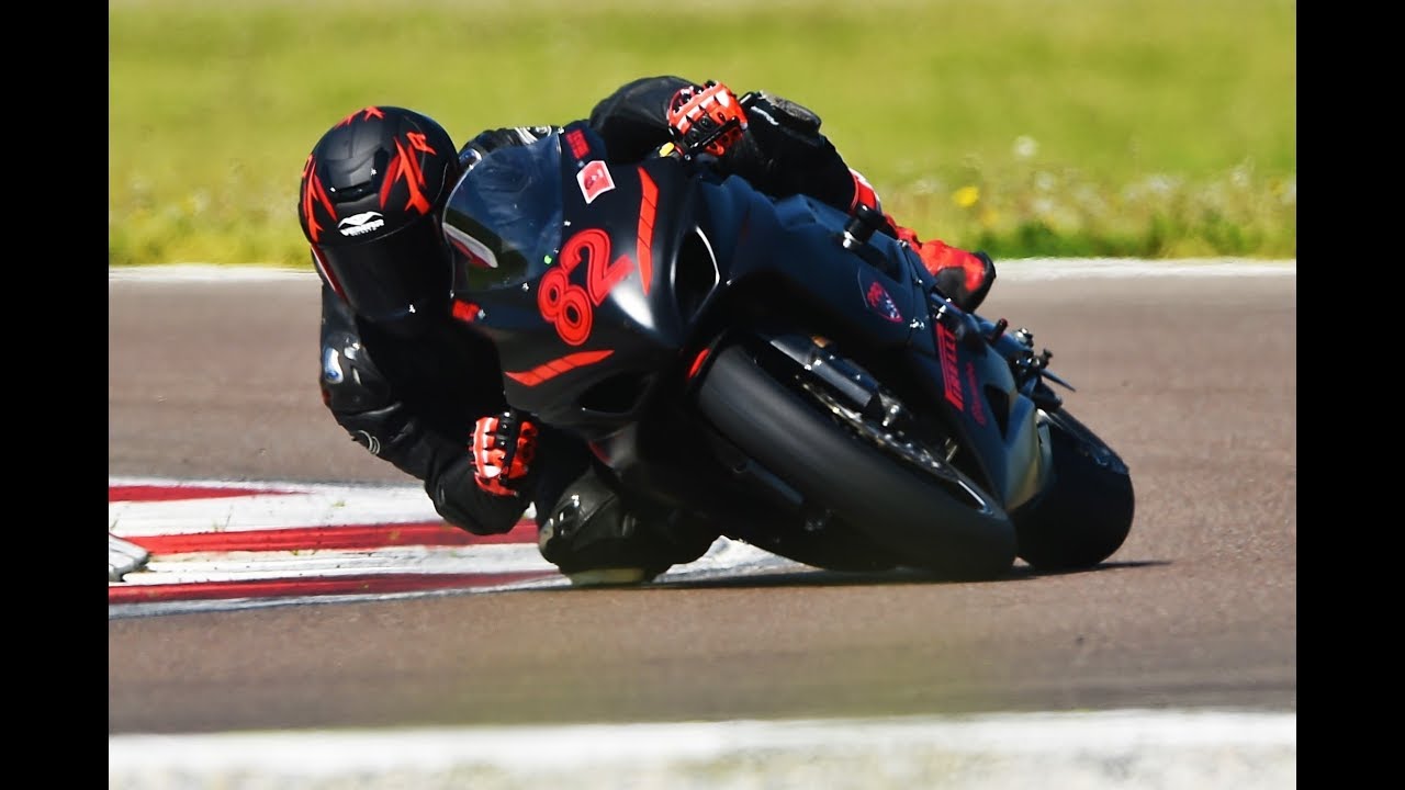 cremona circuit suzuki gsxr crash 2018 - YouTube