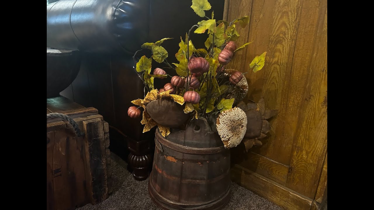 Colonial primitive Fall Decor - YouTube