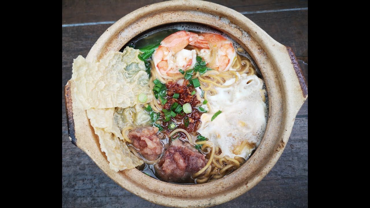 Claypot Yee Mee 瓦煲伊面 [MummyKim] Use Anchovies Powder to make soup - YouTube