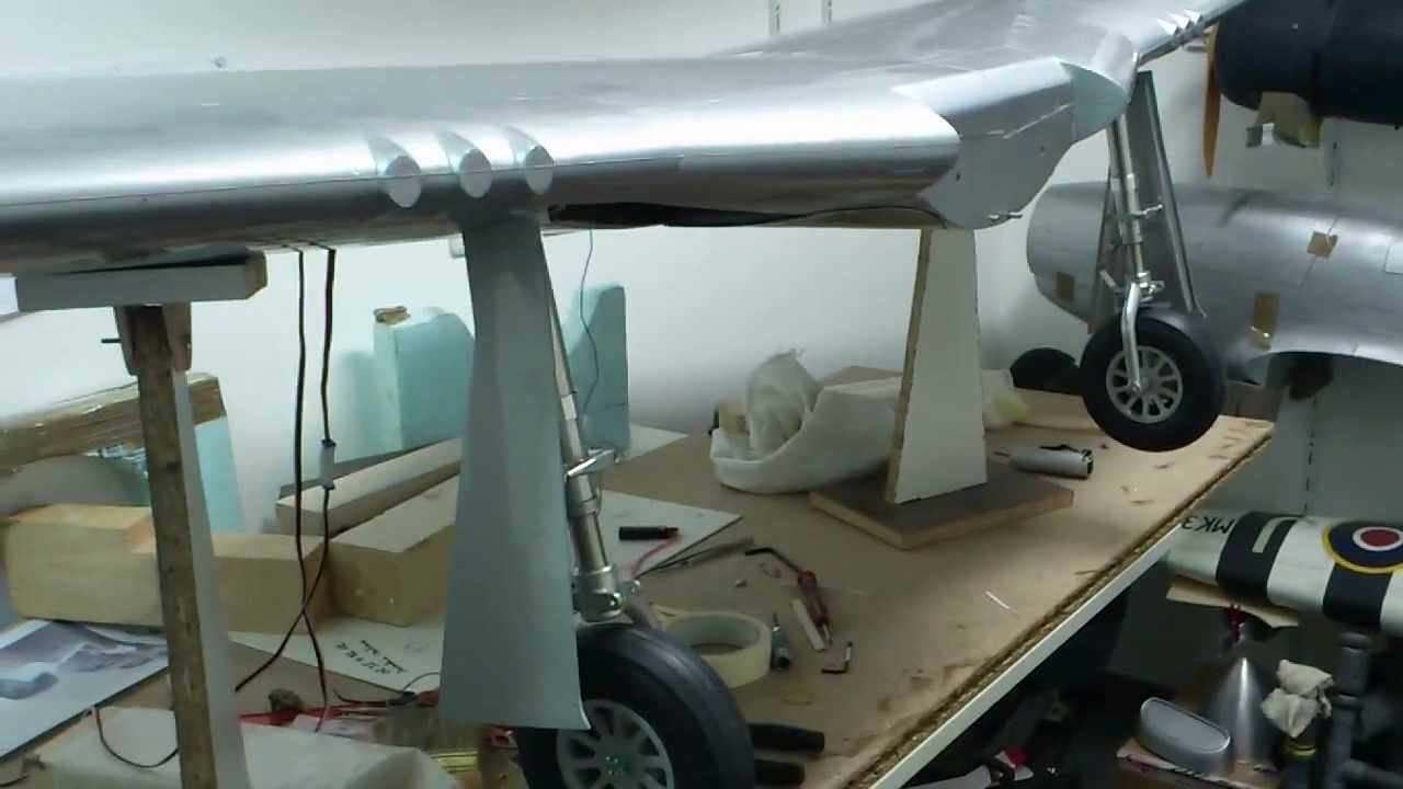 P-51 D Mustang Carf, 1/4.3 scale / Test retract gear Sierra / - YouTube