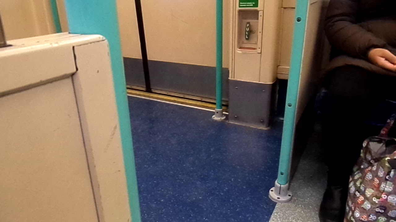 B92 Stock 58B DLR Doors Open and Close at Pudding Mill Lane - YouTube