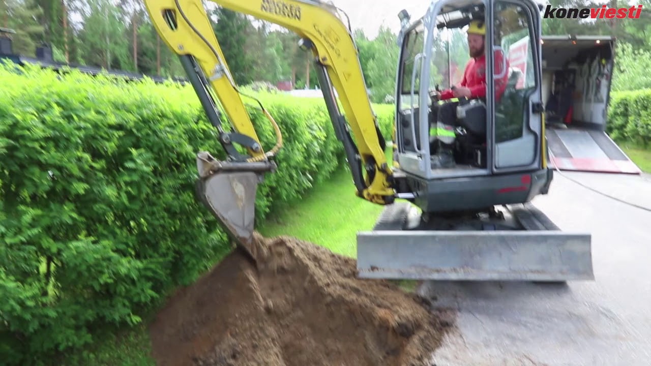 Wacker Neuson EZ38 - YouTube