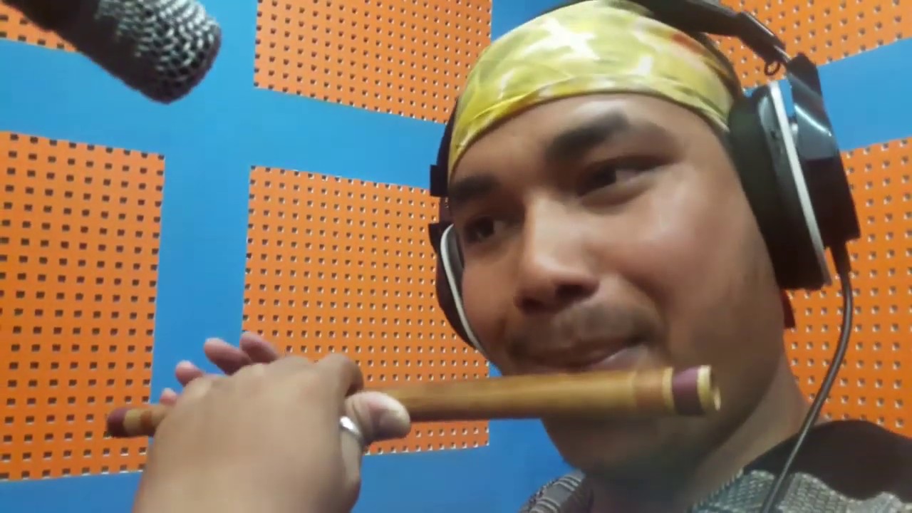 बल्ल पर्यो निरमाया माकुरी जालैमा बासुरीमा हेर्नुहोस् Flute Playing By ...