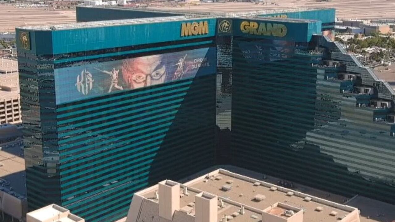 Las Vegas seeing double-digit drop in visitors, but MGM stays ...