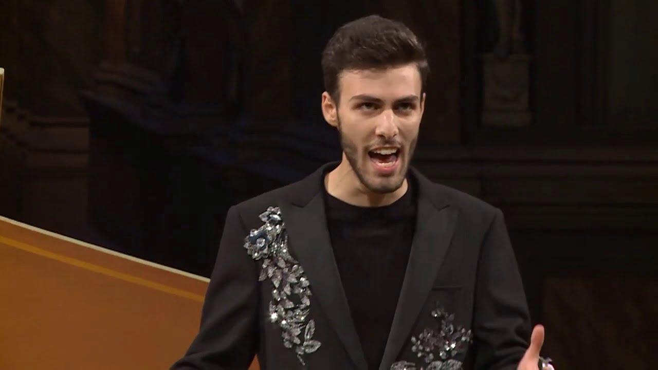 Intervista a Nicolò Balducci nel ruolo di Oberto - YouTube