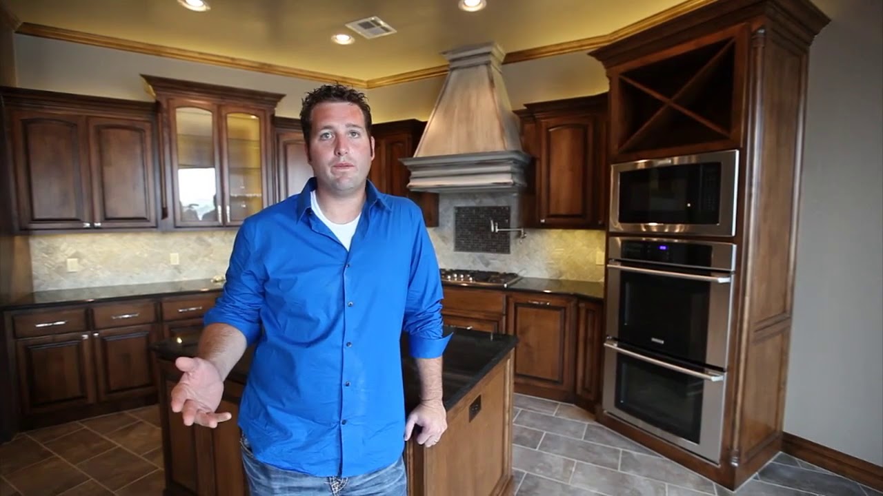Southwest Showcase of Homes goes on despite devastation