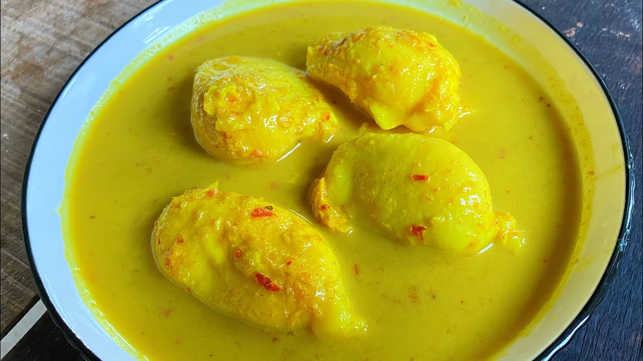 Telur Itik Masak Lemak Cili Api | Lauk KG - YouTube