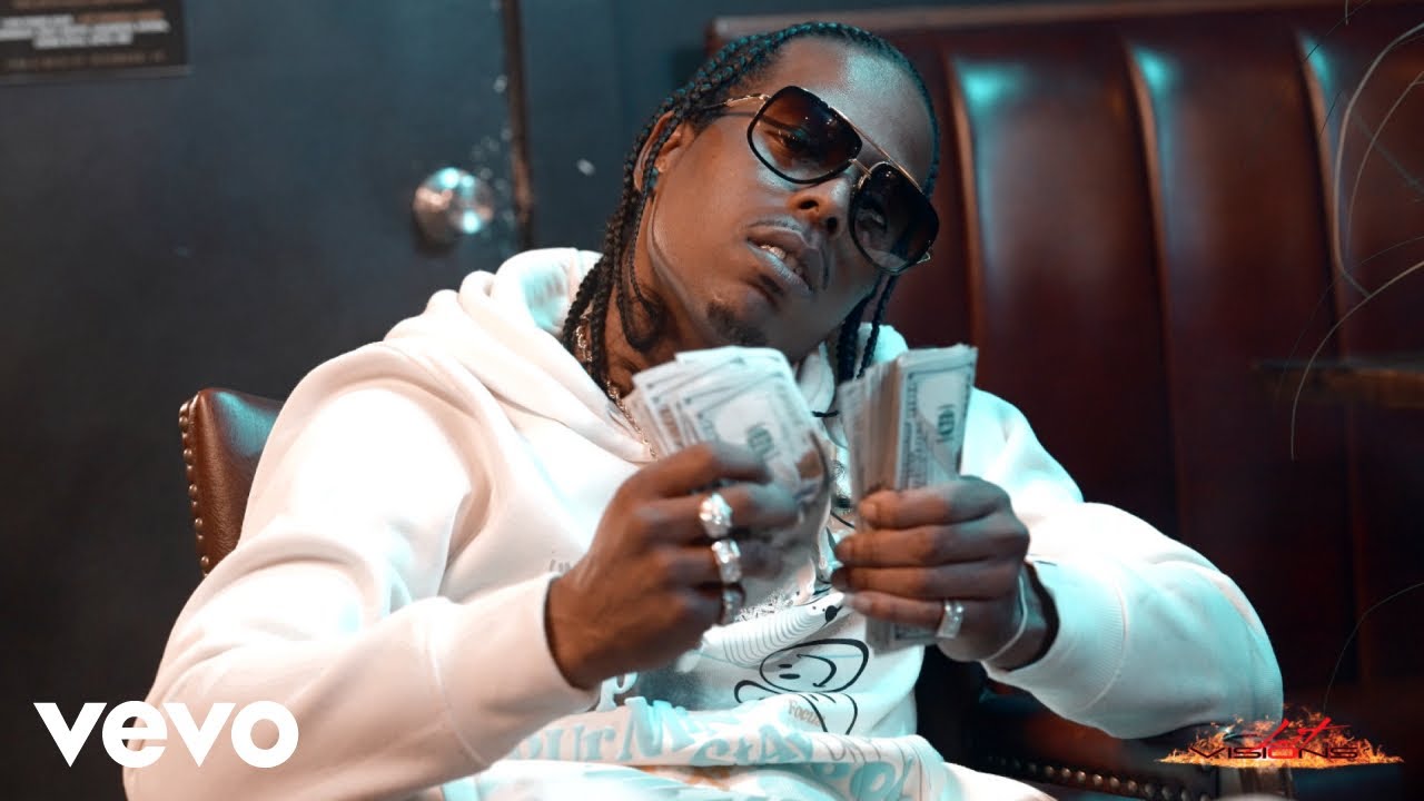 Rizzy Rackz - Dog House ft. WTO Sco - YouTube