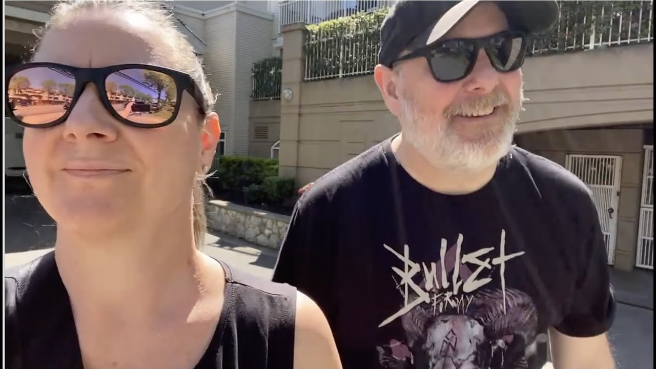 7 more condos~Weird angles or Wallpaper? Condo Shopping ep. 2 - YouTube