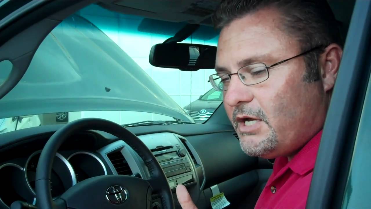 Calvin O'Dell demonstrates the 2011 Toyota Tacoma - YouTube